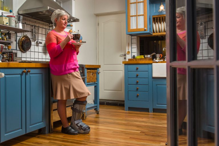 Moon Boot Sales & Fitting | Orthotics Plus Melbourne